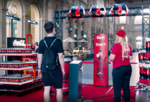 CocaCola sử dụng Hologram trong chiến dịch #bestcokeever - Hololab